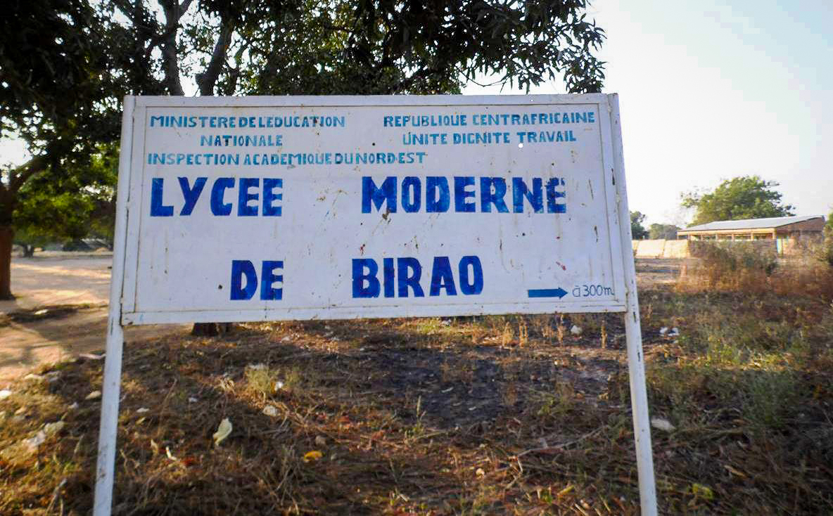 Alain Pierre Zezosba, élève de 6ème au Lycée moderne de Birao nous ...