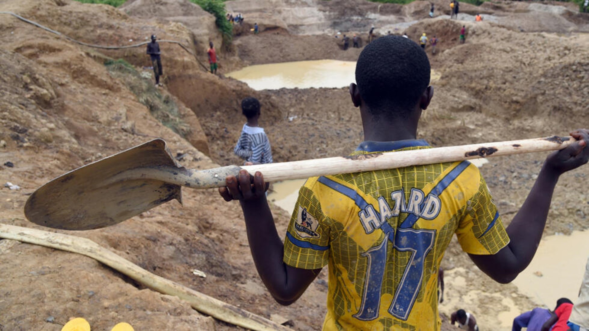 Mambéré-Kadéï : le travail des enfants dans les mines, une réalité ...